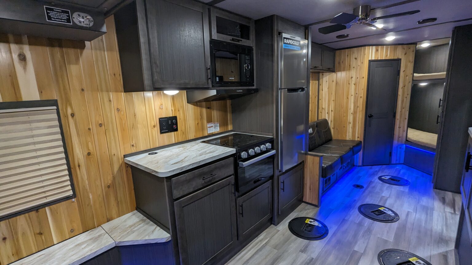 2024 Yetti C821-MKB EXCLUSIVE MODEL - Glacial Lakes Rec